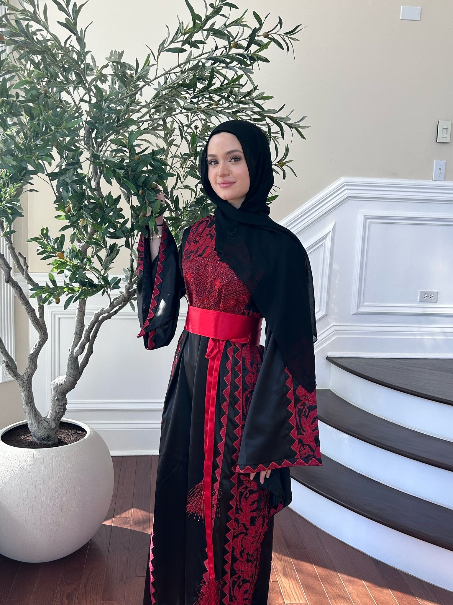 Embroidery Tatreez Red Thobe – ABAYATMUNA